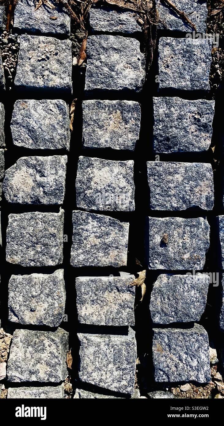 Stone bricks hi-res stock photography and images - Alamy