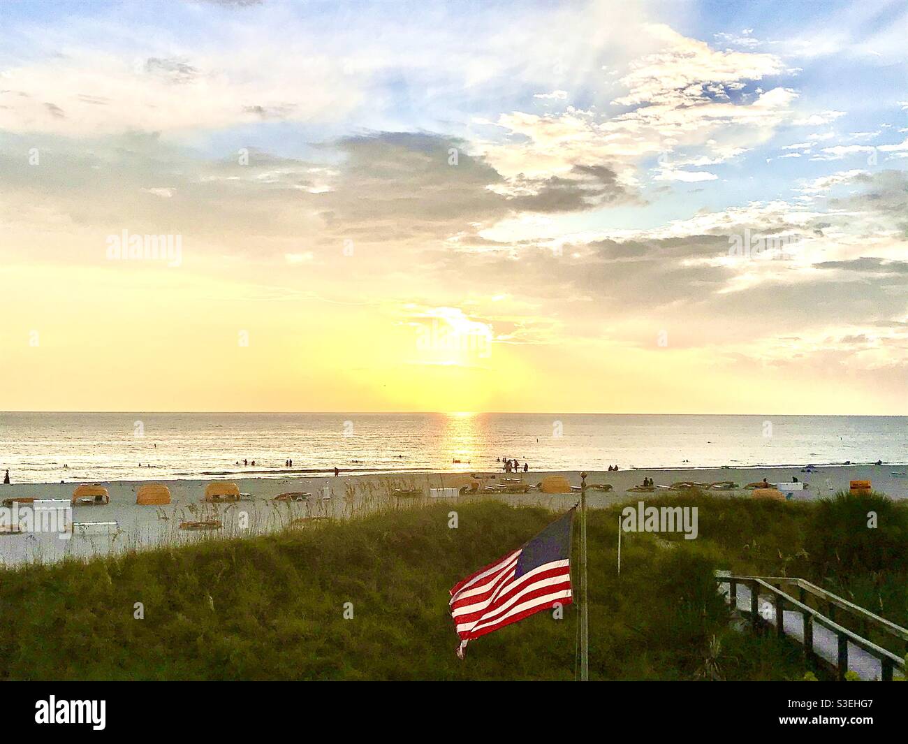 American beach sunset hi-res stock photography and images - Alamy