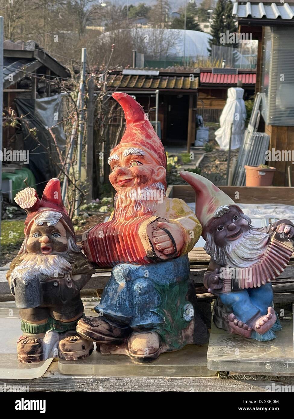 Garden dwarfs hi-res stock photography and images - Alamy