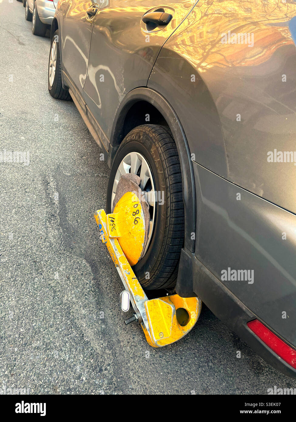 Guth hi-res stock photography and images - Alamy