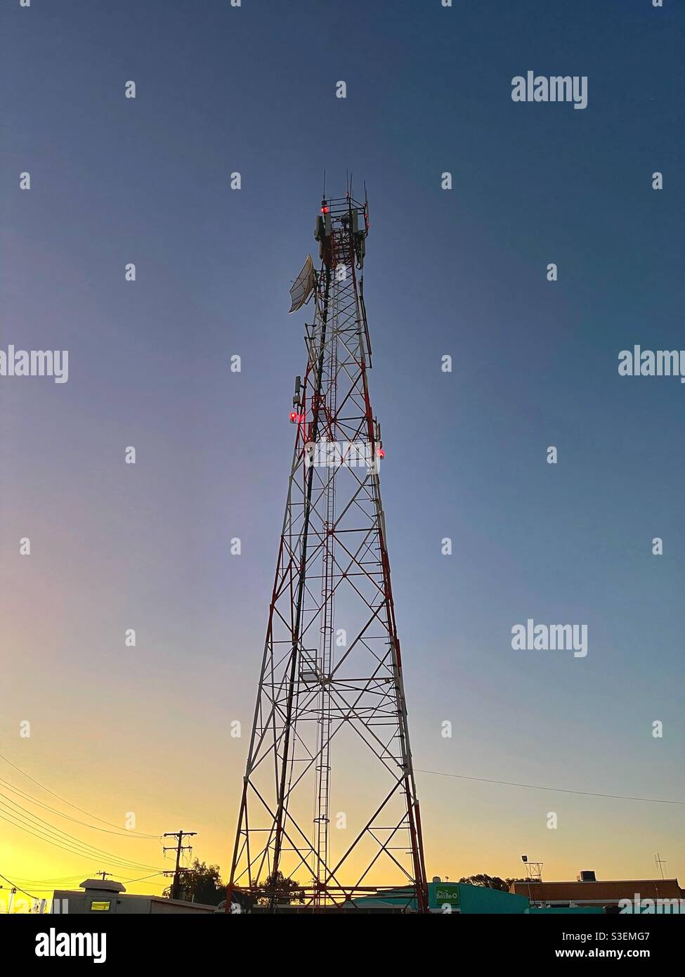 Twilight beams hi-res stock photography and images - Alamy