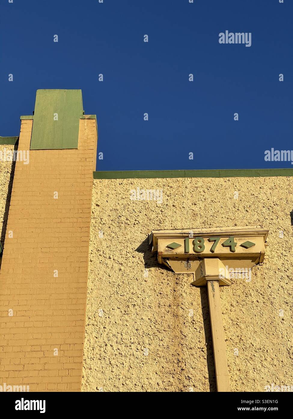 Building with date of construction hi-res stock photography and images ...