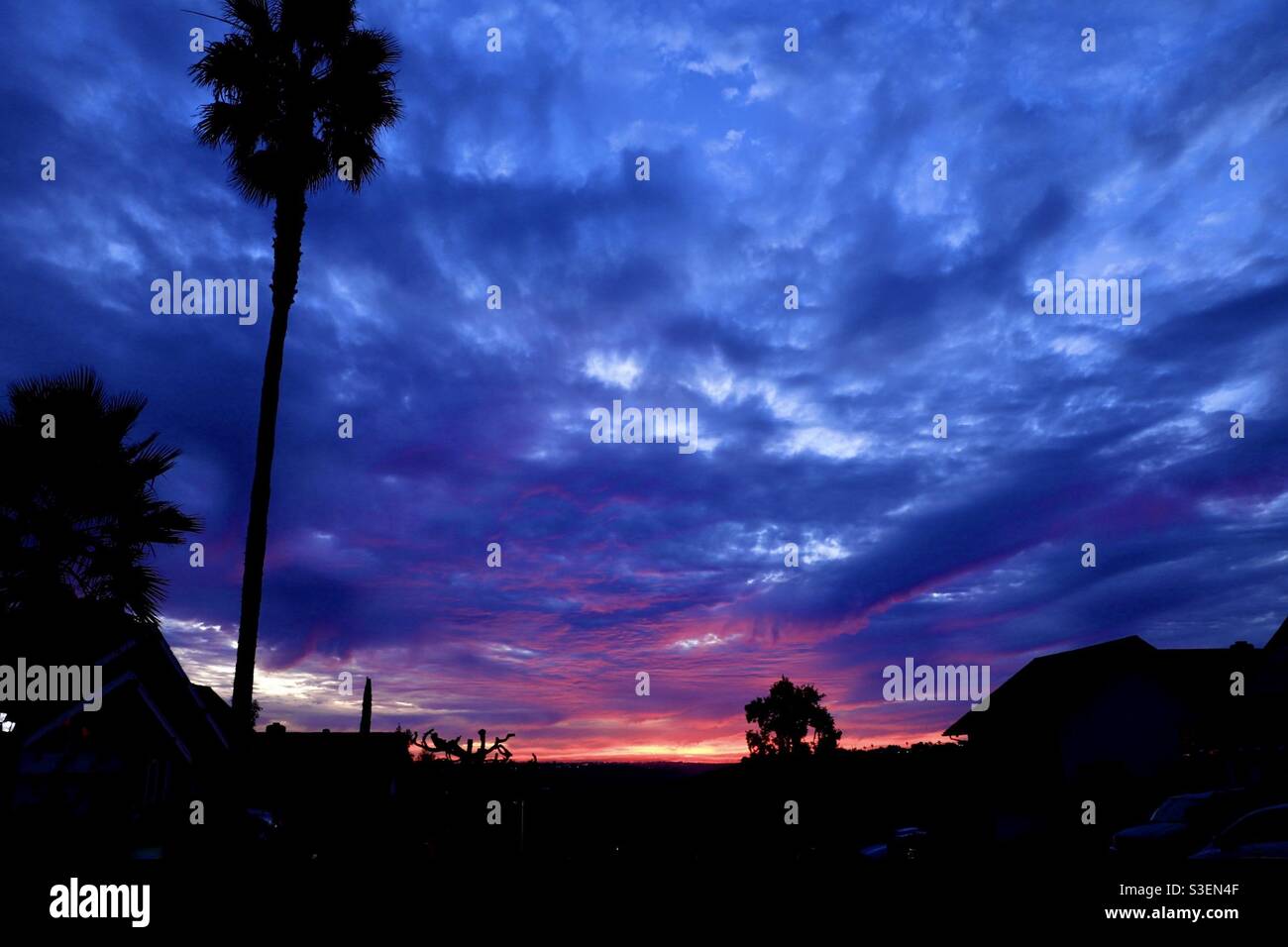 Purple and blue clouds hi-res stock photography and images - Alamy