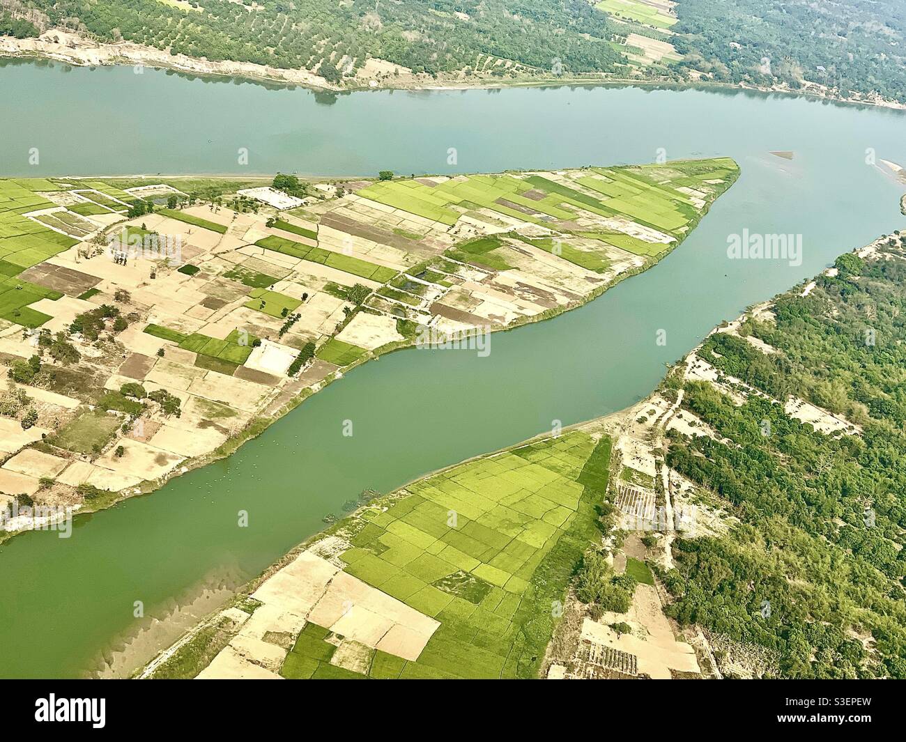 Rivers of rice hi-res stock photography and images - Alamy