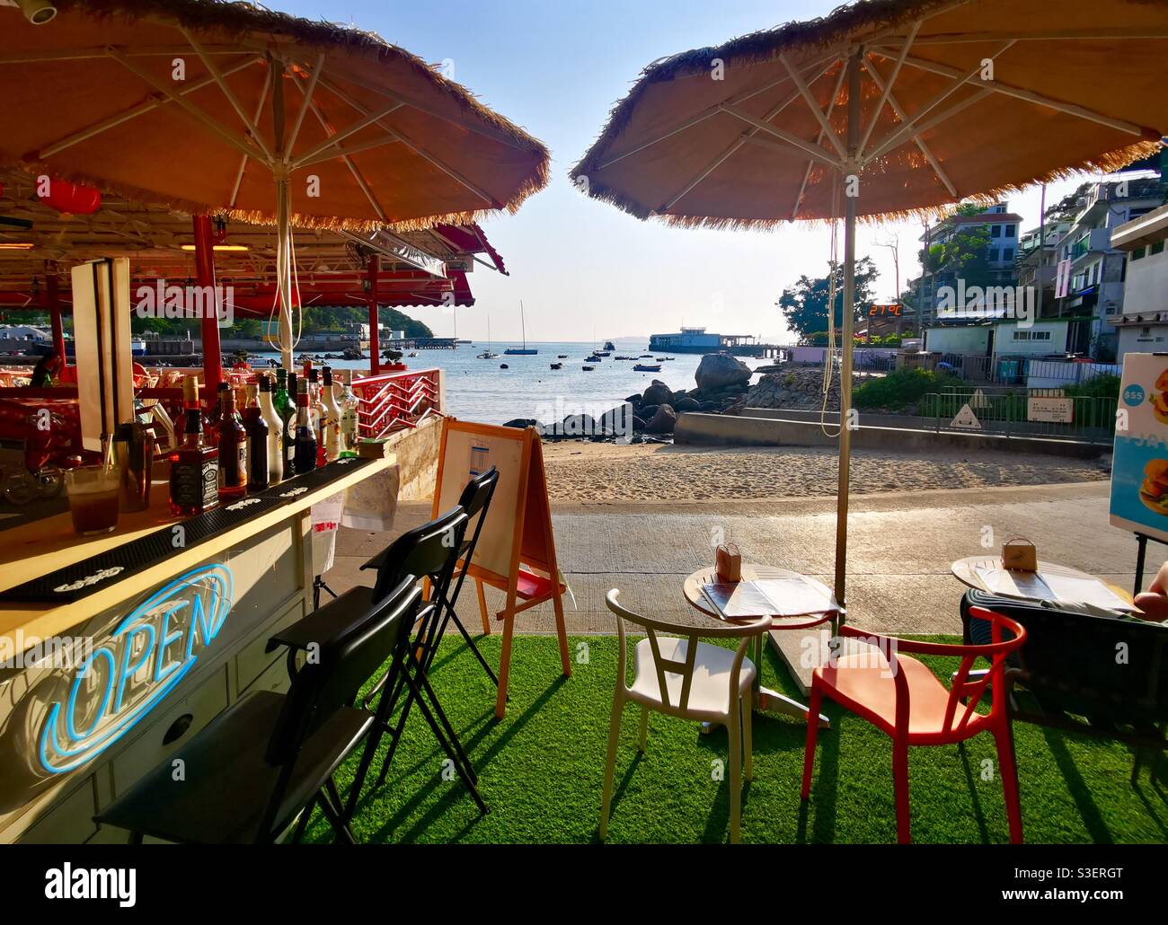 Lamma island cafe hi-res stock photography and images - Alamy