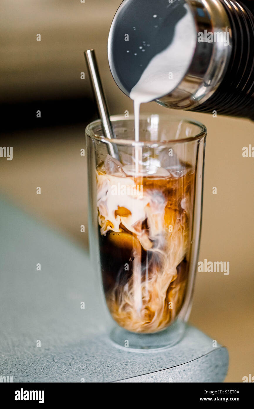 Coffee cold brew hi-res stock photography and images - Alamy