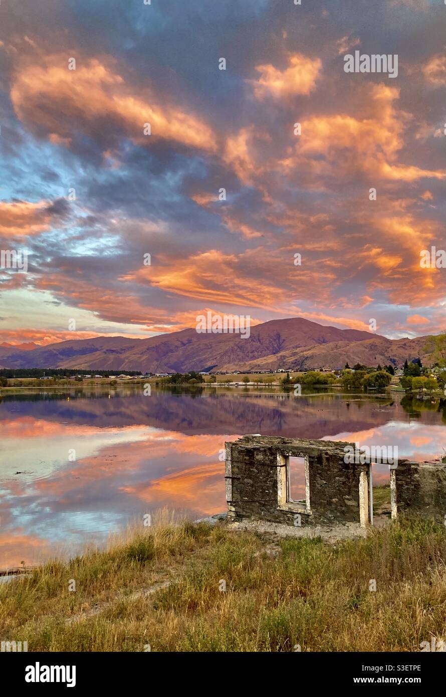 Colours of new zealand hi-res stock photography and images - Alamy