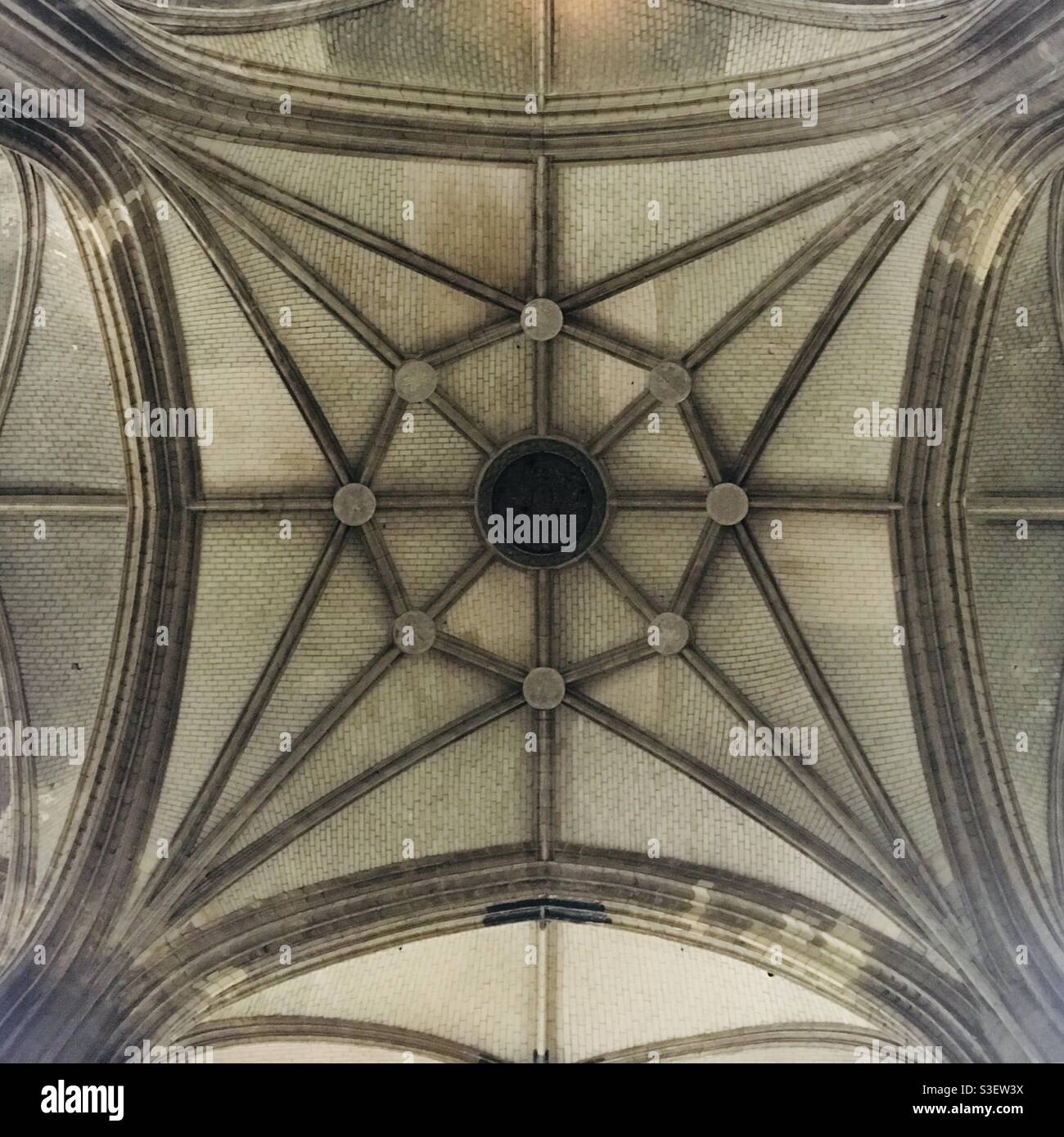 Ceiling of a dome hi-res stock photography and images - Alamy