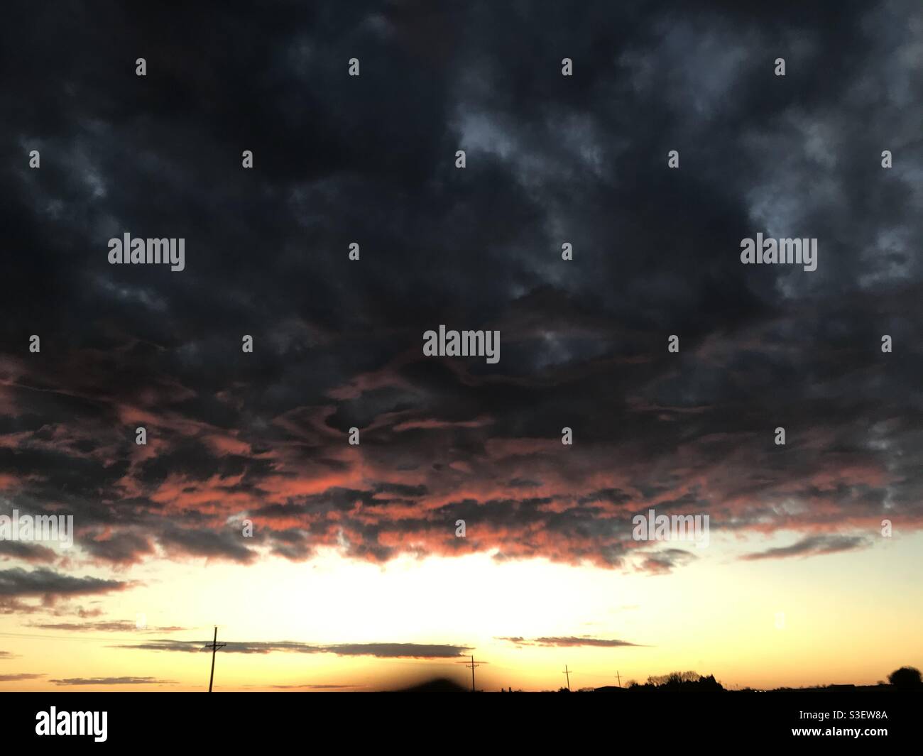 Lit by sunset hi-res stock photography and images - Alamy