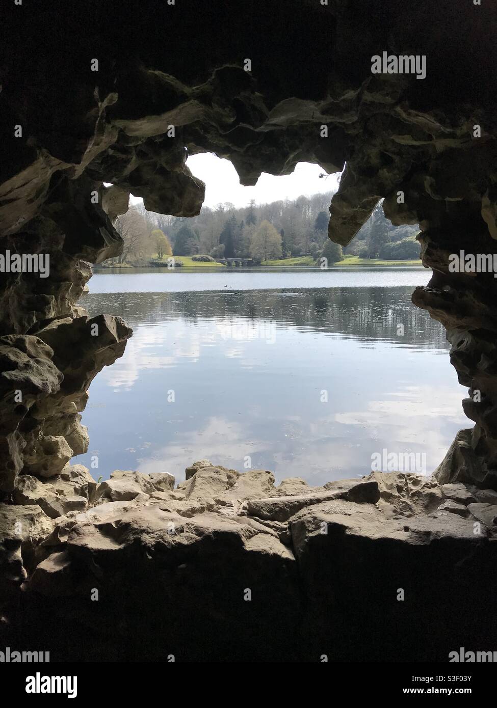 Grotto at stourhead hi-res stock photography and images - Alamy