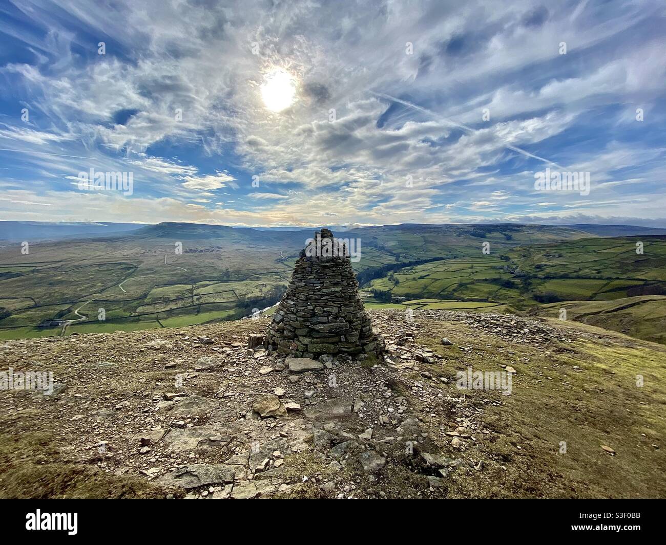 Fremington edge hi-res stock photography and images - Alamy