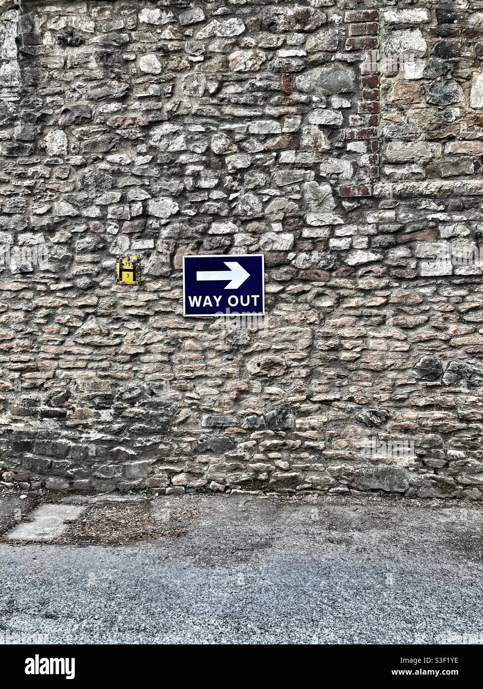 Way Out Sign High Resolution Stock Photography and Images - Alamy