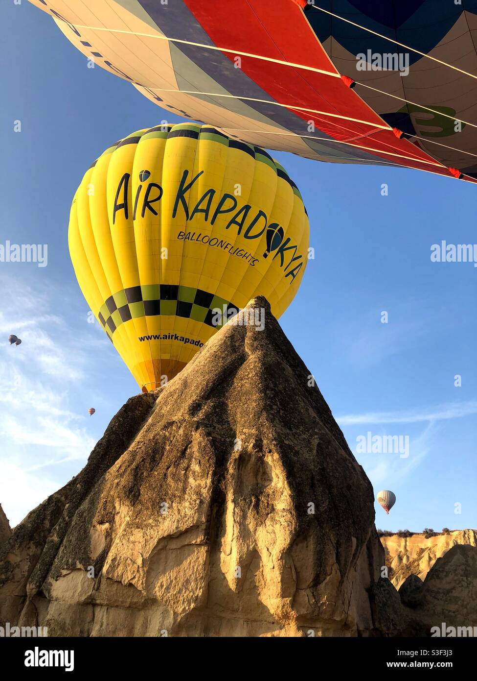 Hot balloon % hi-res stock photography and images - Alamy