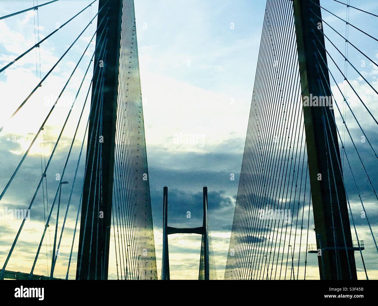 Severn bridge uk hi-res stock photography and images - Alamy