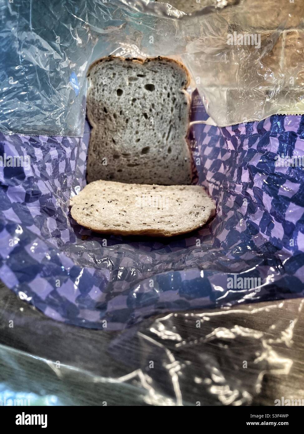 Sliced loaves supermarket hi-res stock photography and images - Alamy