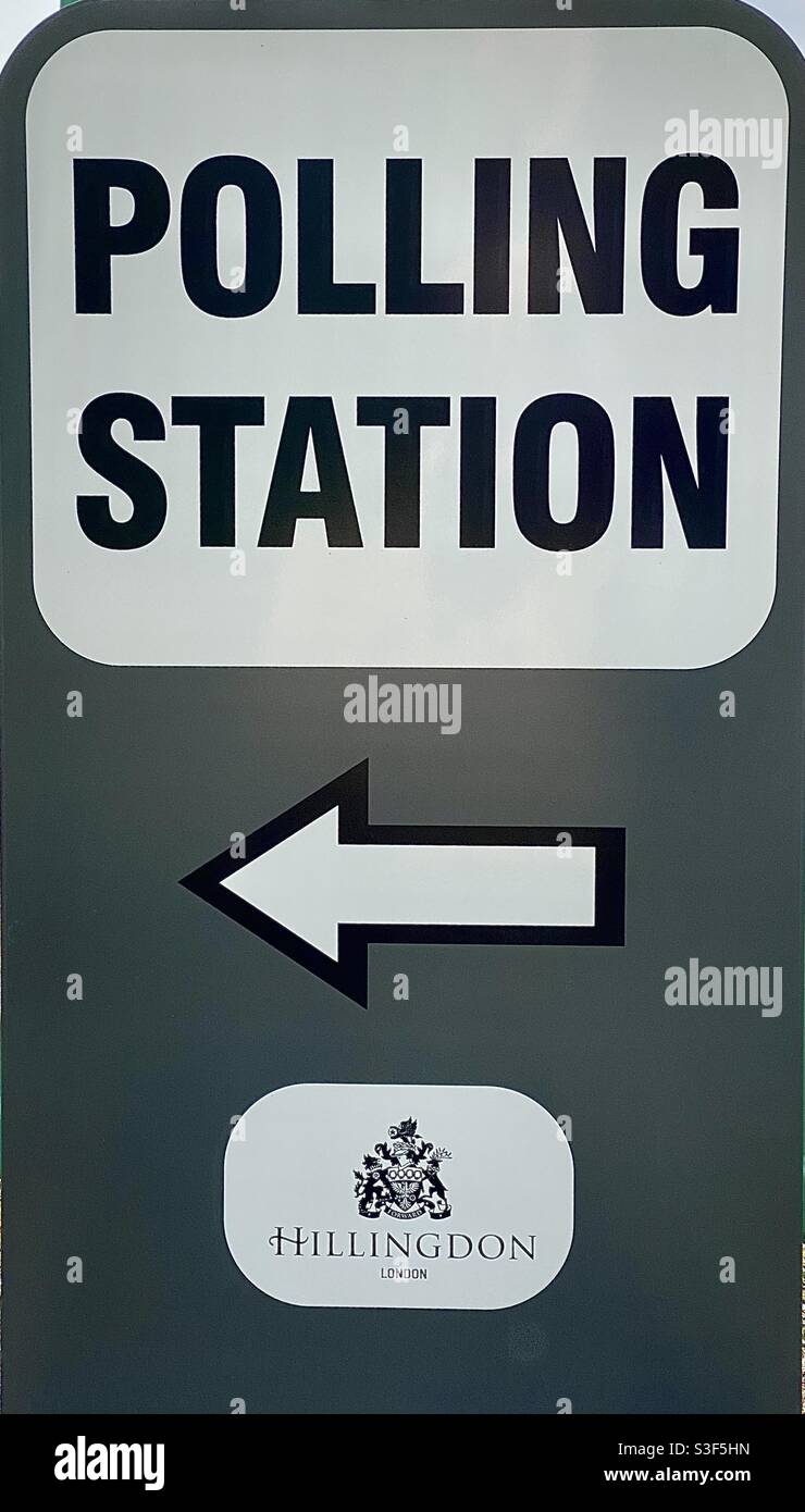 Hillingdon sign hi-res stock photography and images - Alamy