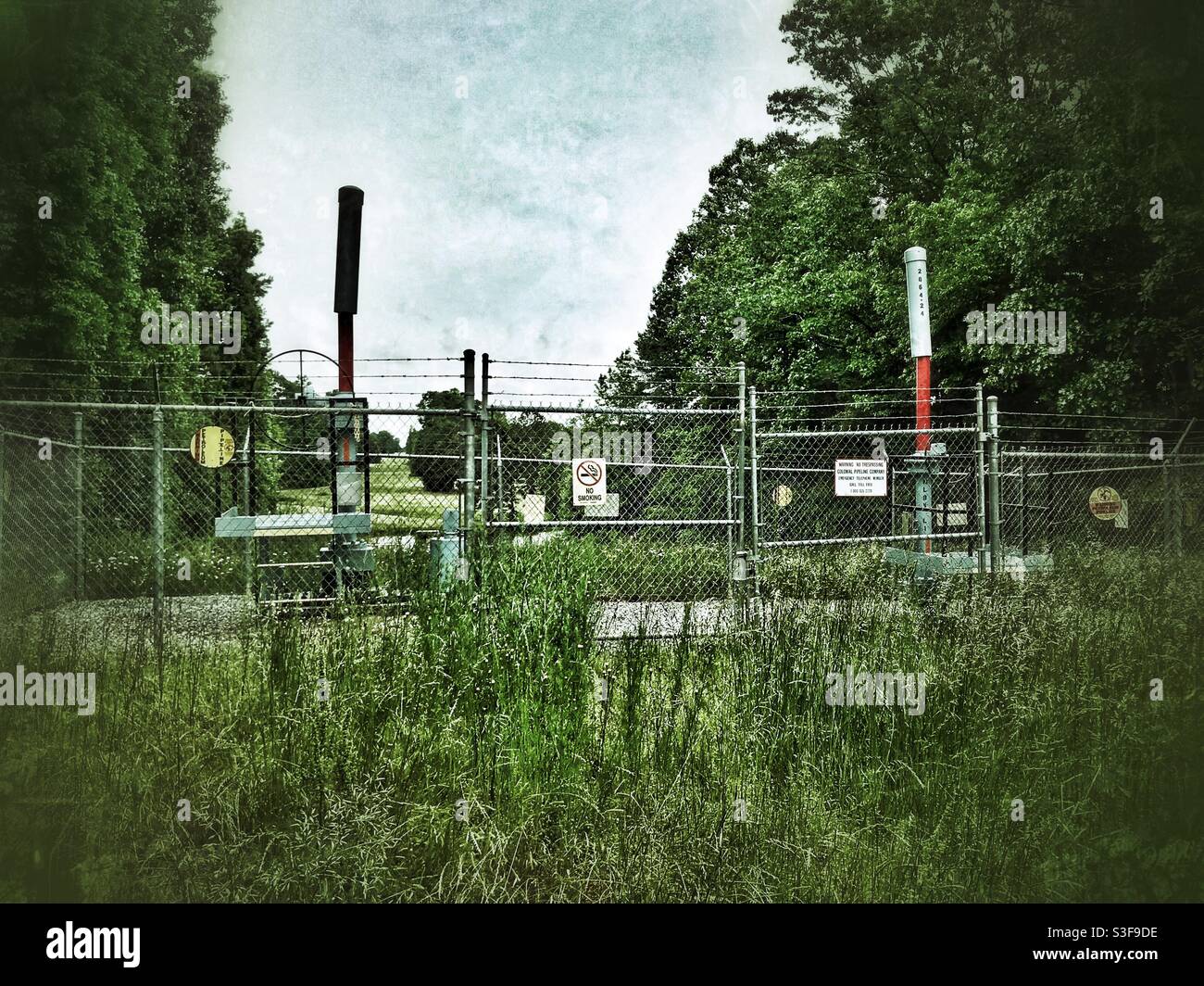 Gate valve hi-res stock photography and images - Alamy
