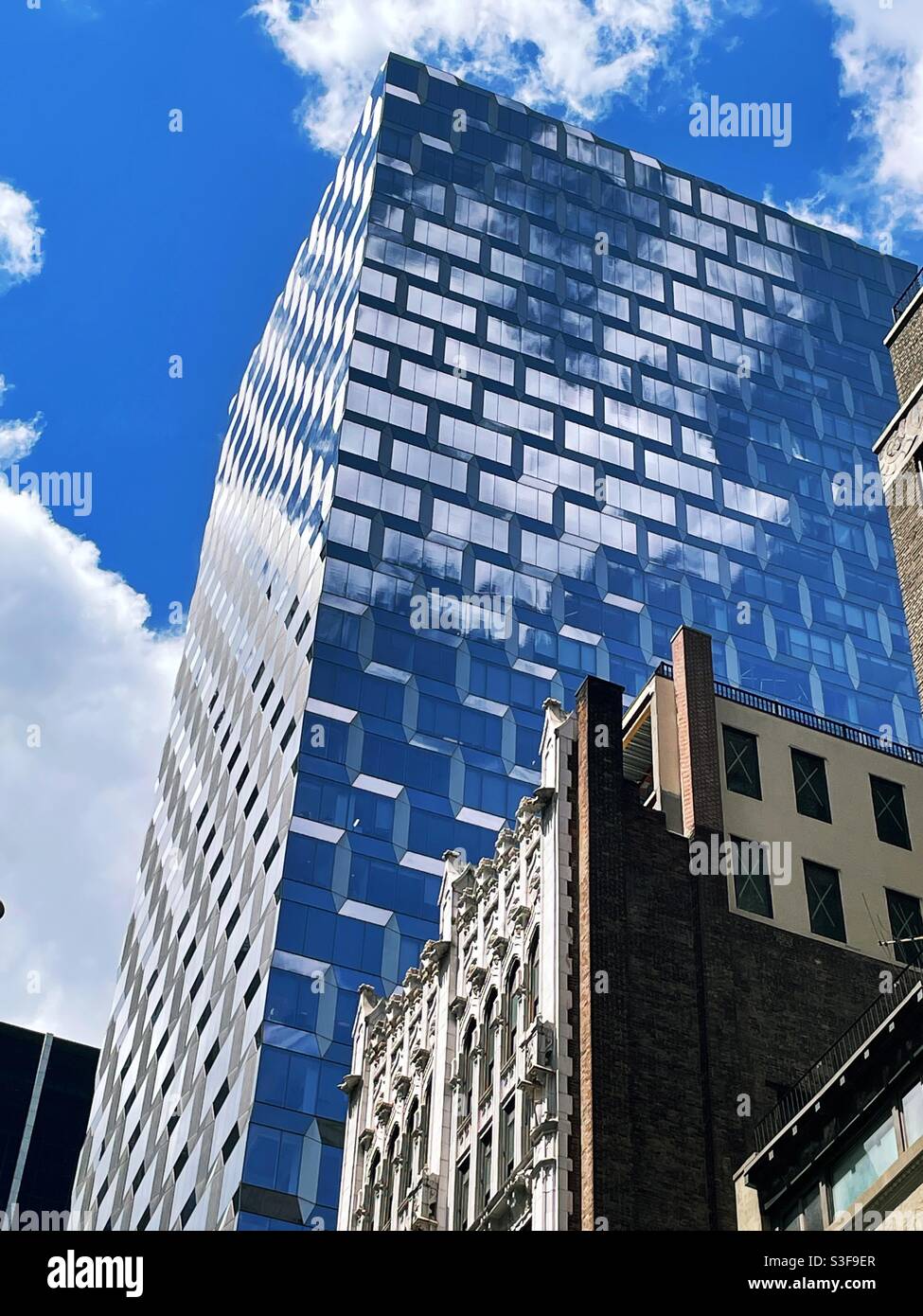 300 madison ave hi-res stock photography and images - Alamy