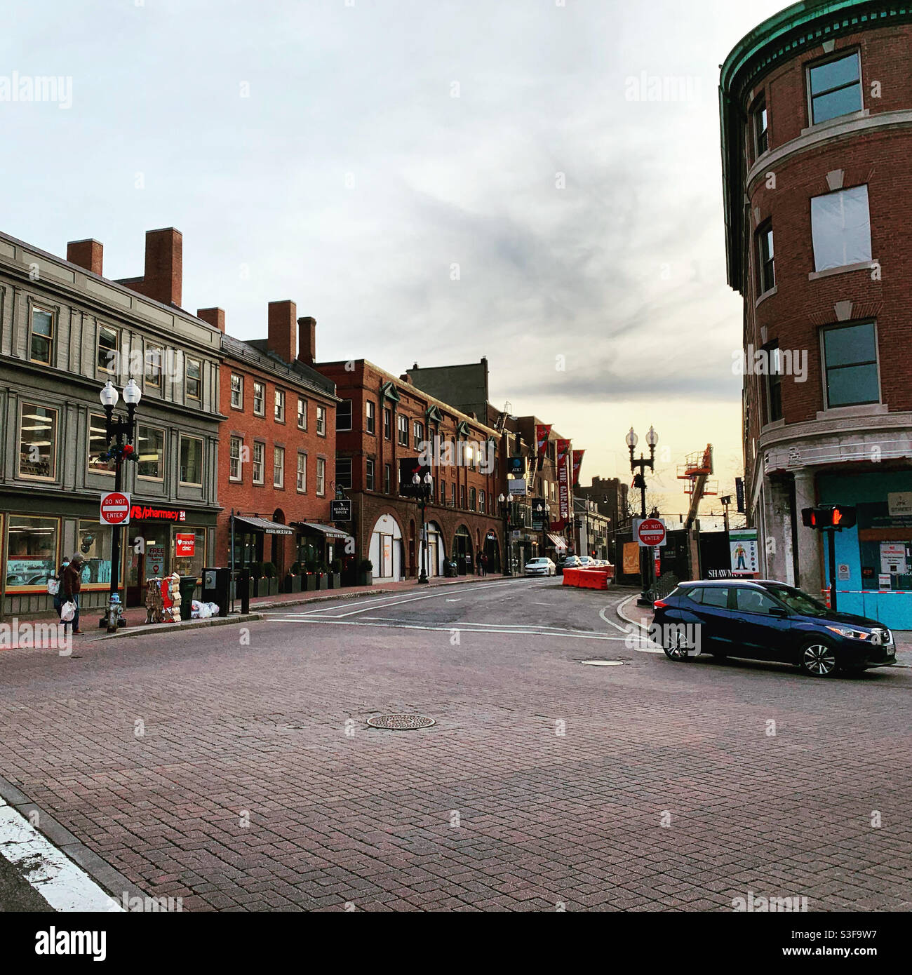 Harvard Square High Resolution Stock Photography and Images - Alamy