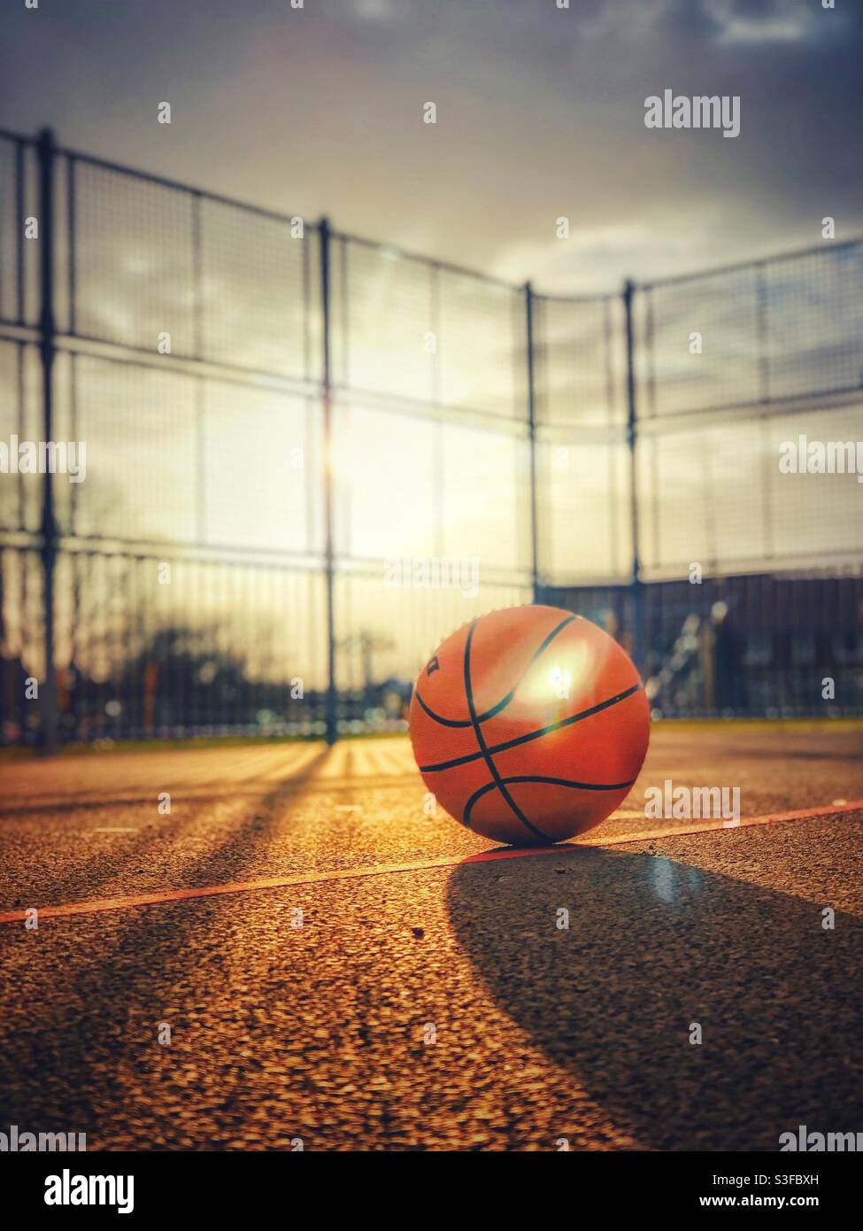Basketball basketball court hi-res stock photography and images - Alamy