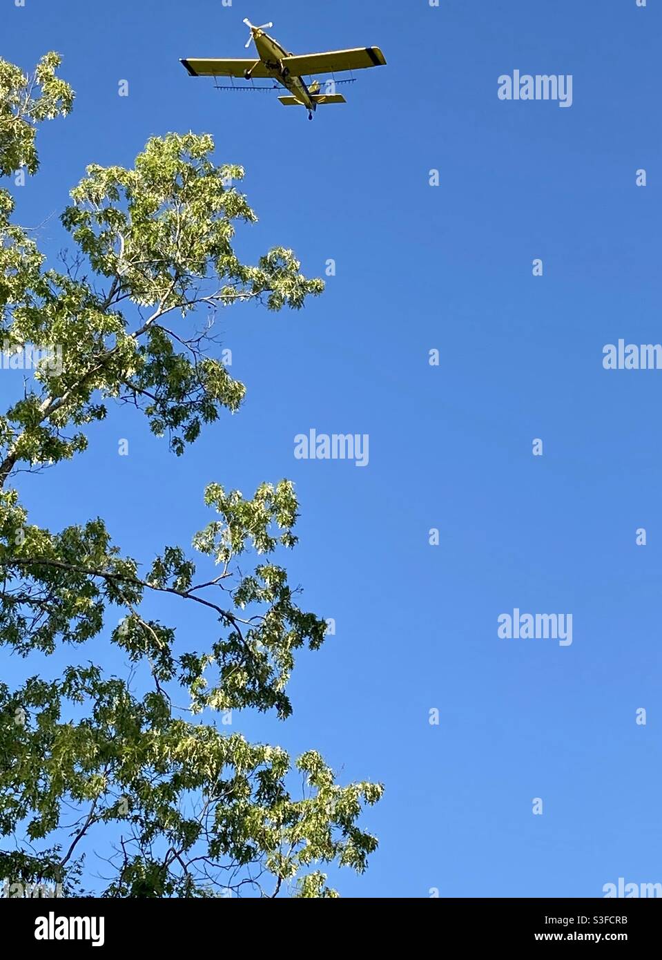 Crop duster hi-res stock photography and images - Alamy