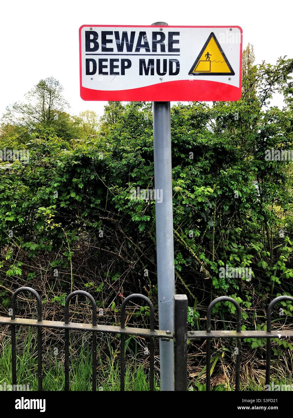 Deep Mud High Resolution Stock Photography and Images - Alamy