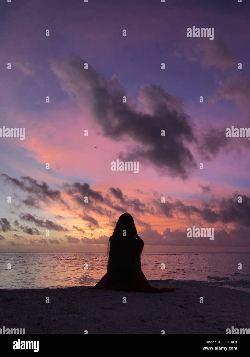 Sunset in paradise Tahiti French Polynesia Stock Photo - Alamy