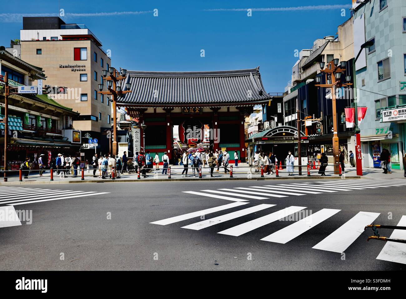 Nakamise street sensoji temple hi-res stock photography and images - Alamy