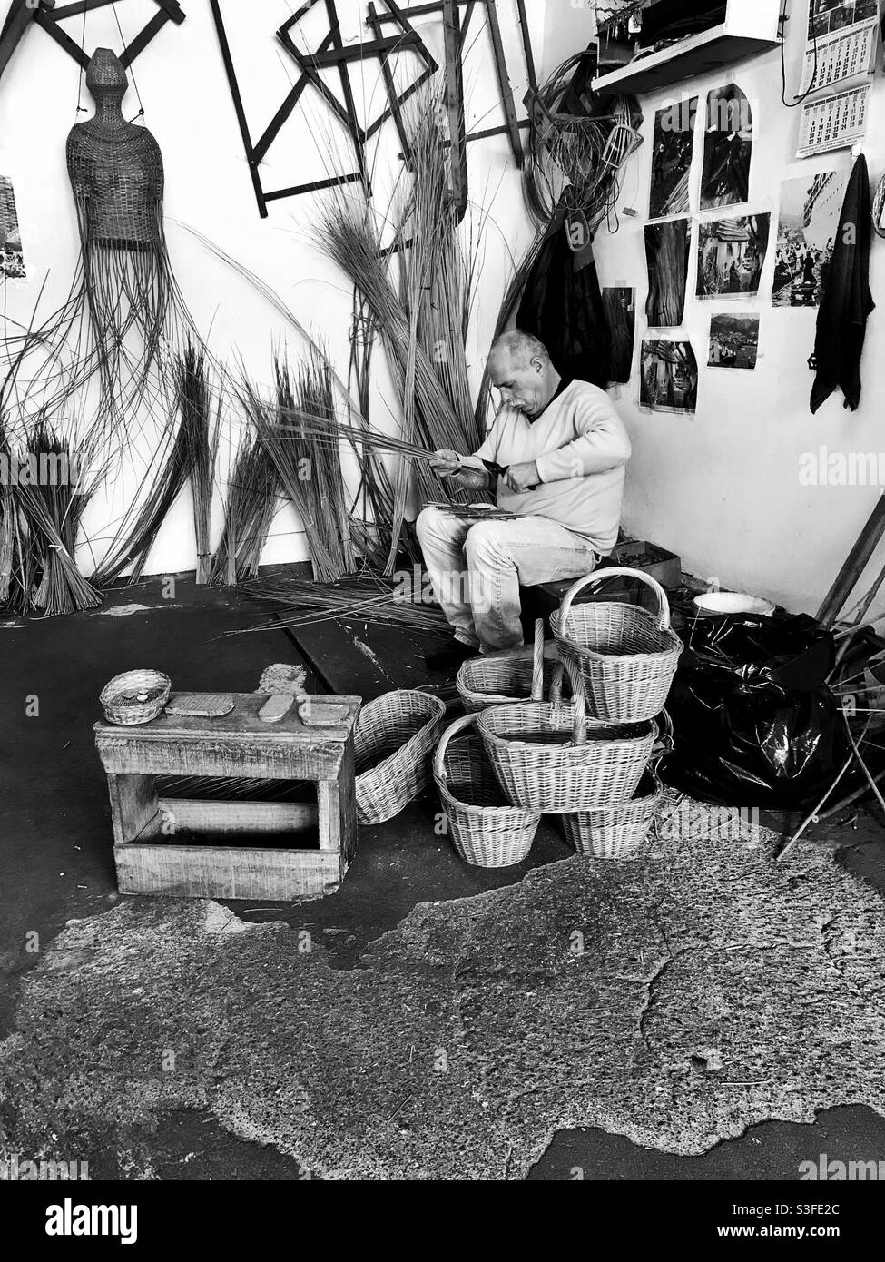 Making arts and crafts Black and White Stock Photos & Images - Alamy