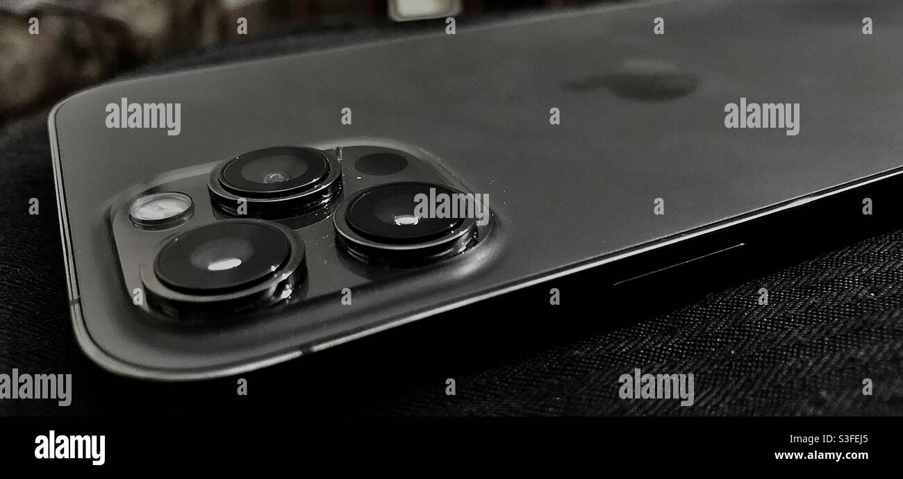 Iphone 12 pro max hi-res stock photography and images - Alamy