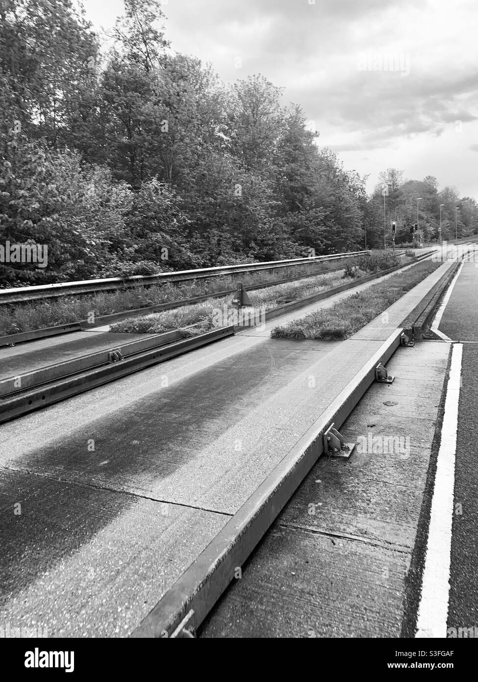 The cambridge guided busway hi-res stock photography and images - Alamy