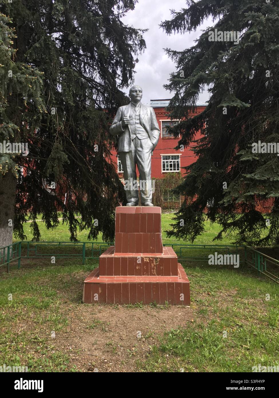 Communist Statue In Moscow High Resolution Stock Photography and Images ...