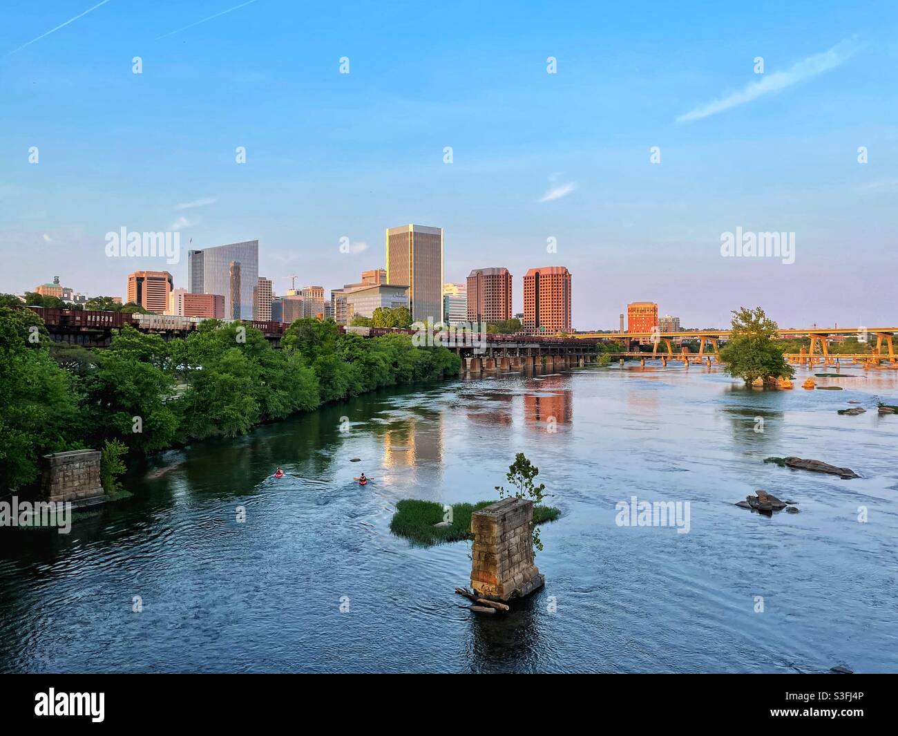 Rafting on the james river hi-res stock photography and images - Alamy