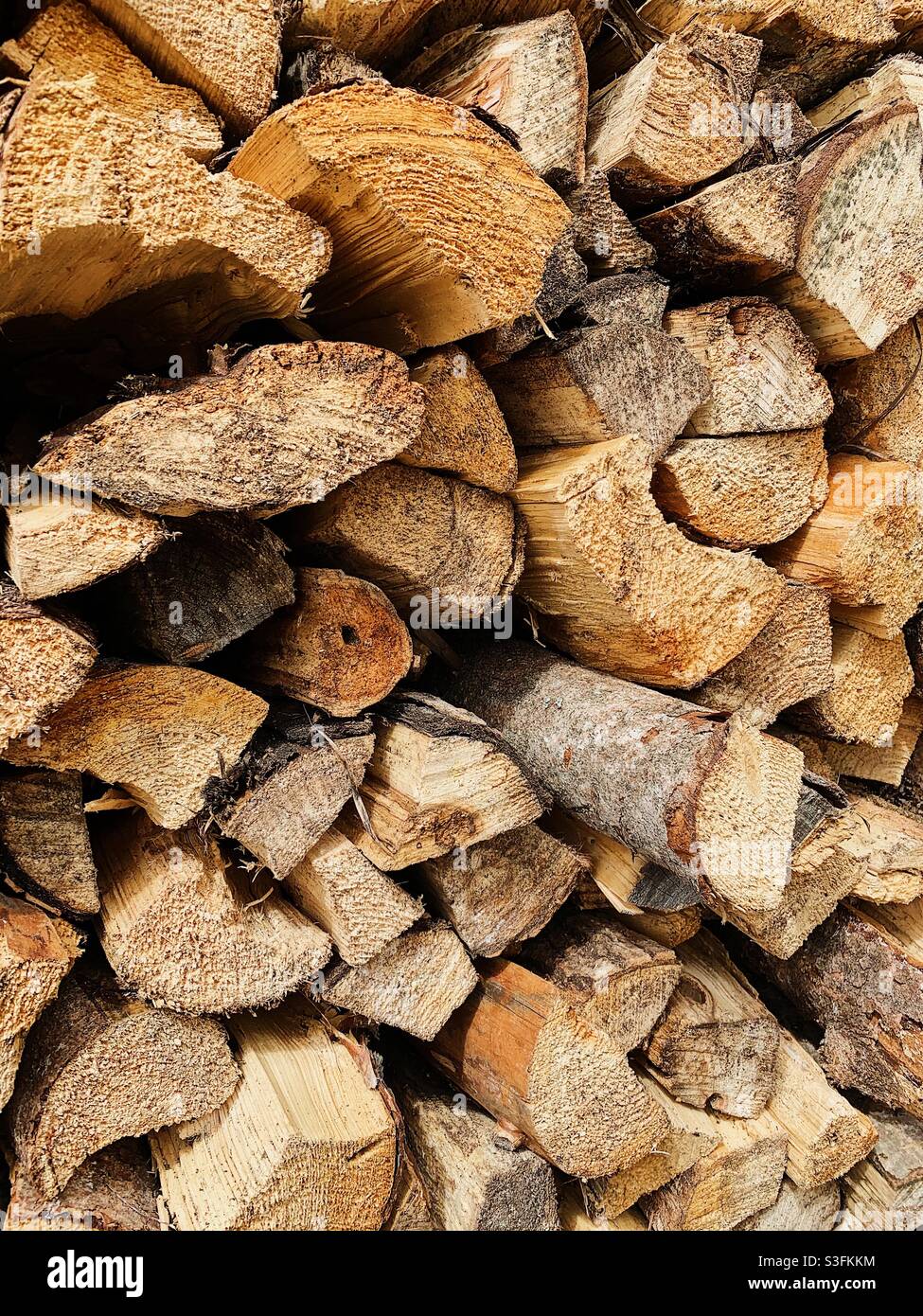 Pile wood bonfire hi-res stock photography and images - Alamy