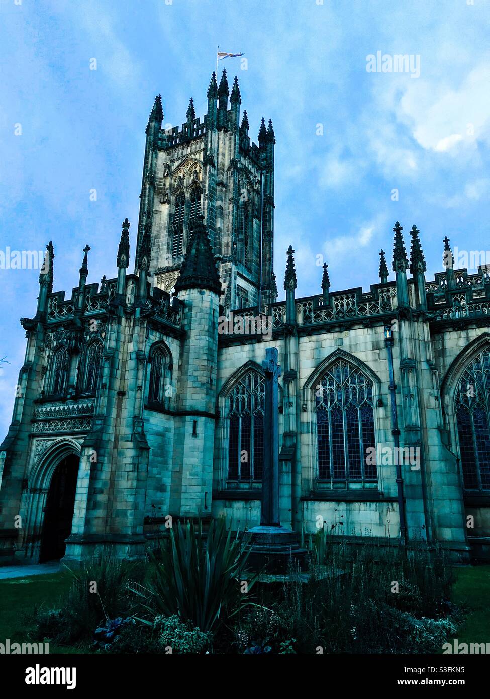 Manchester cathedral tower hi-res stock photography and images - Alamy