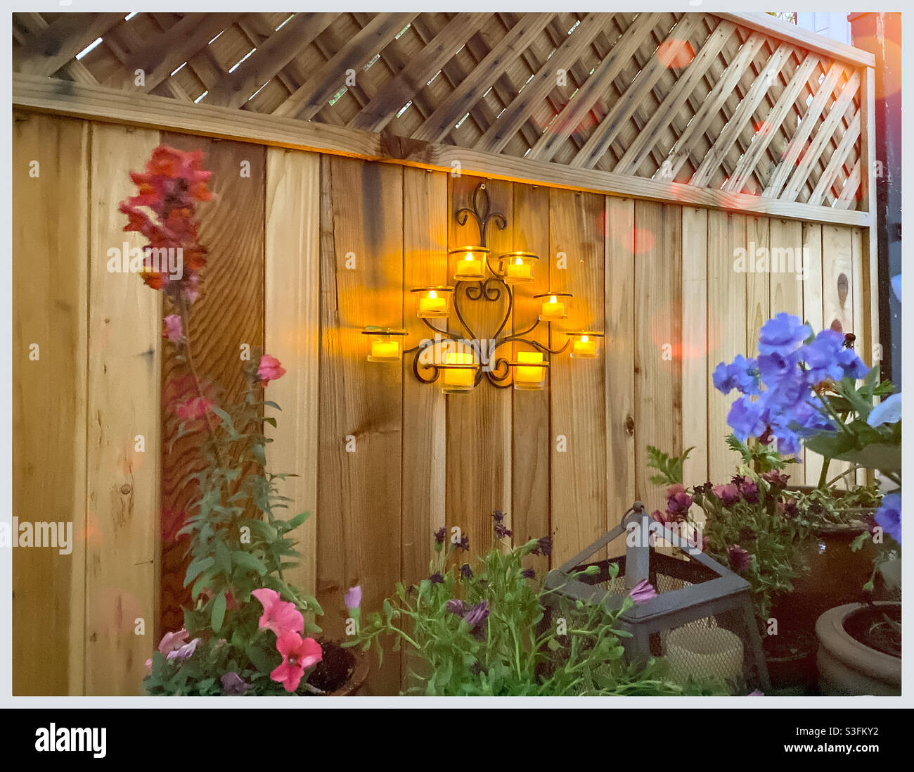 Chill in space hi-res stock photography and images - Alamy