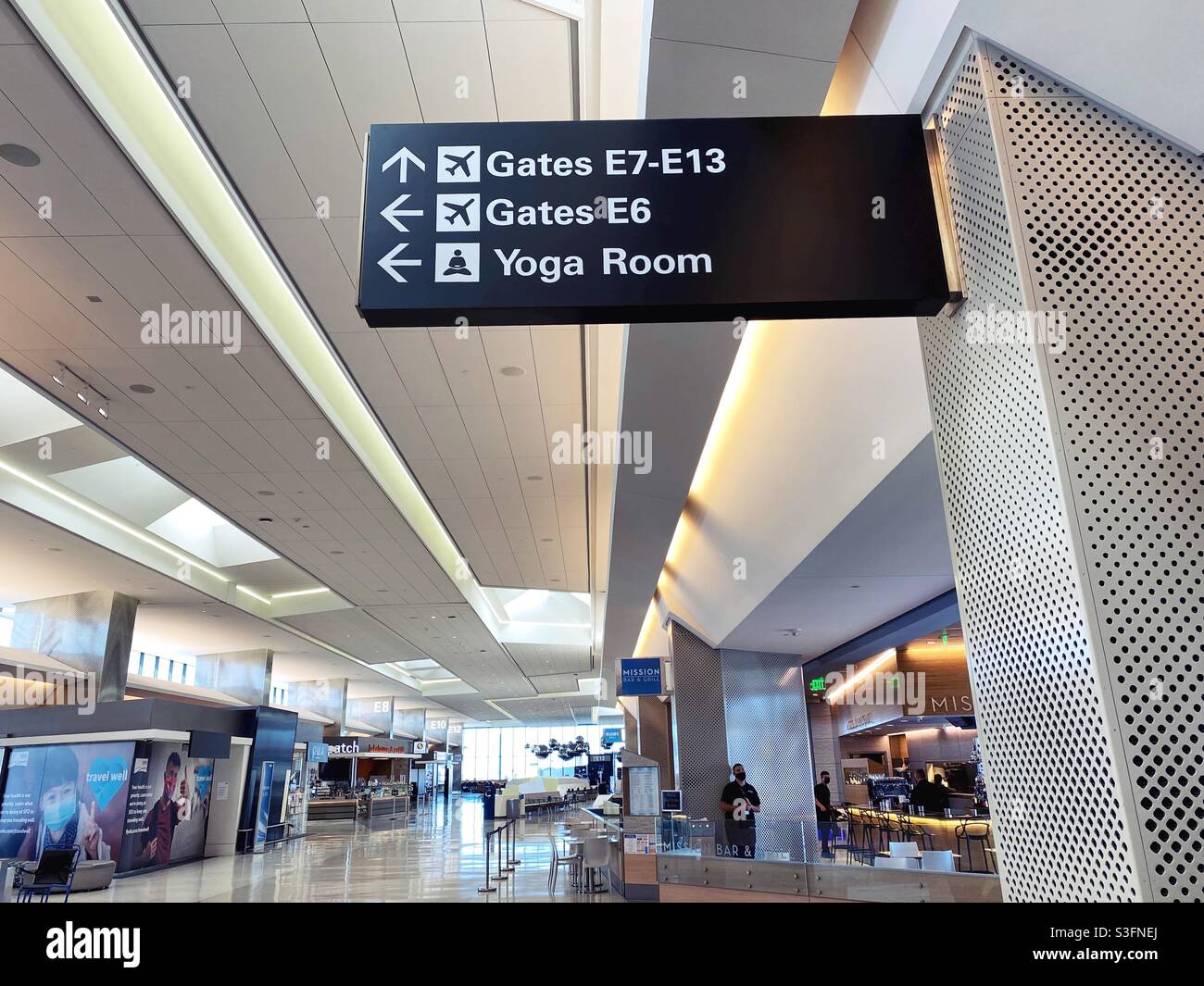Airport yoga room hi-res stock photography and images - Alamy