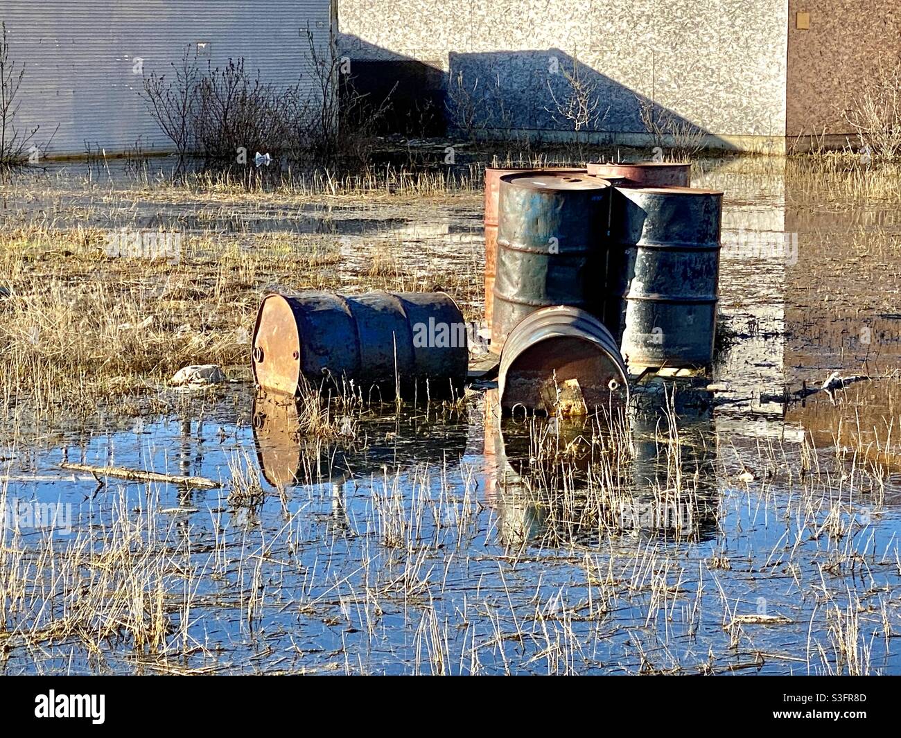 Oil cans hi-res stock photography and images - Alamy