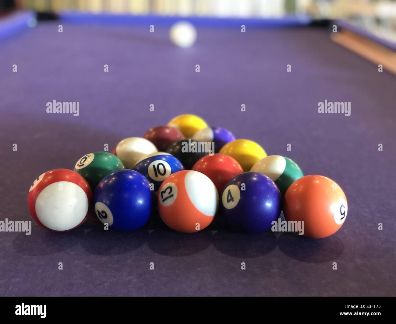 Pool balls hi-res stock photography and images - Alamy