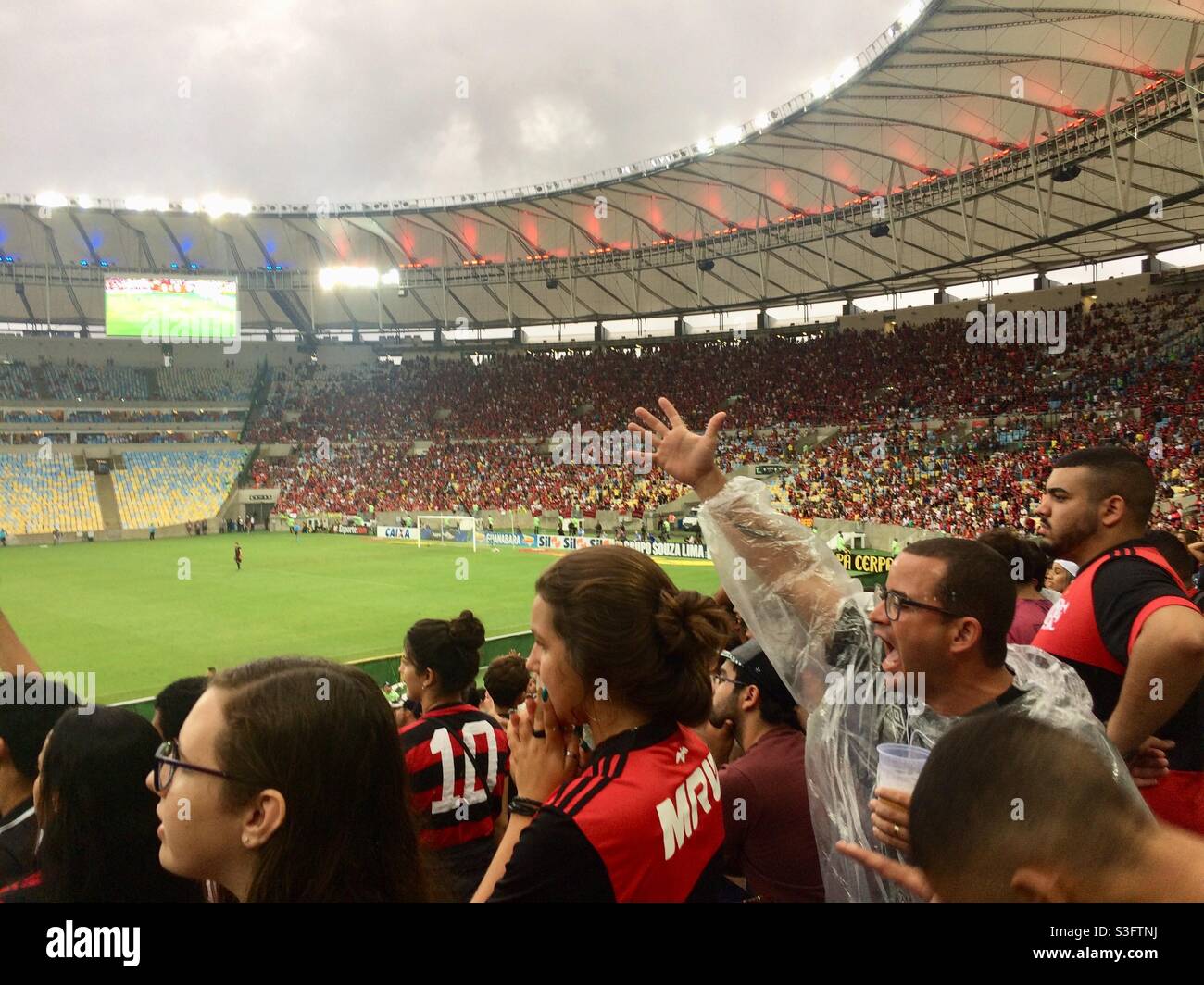 Rio de janeiro football fans hi-res stock photography and images - Alamy