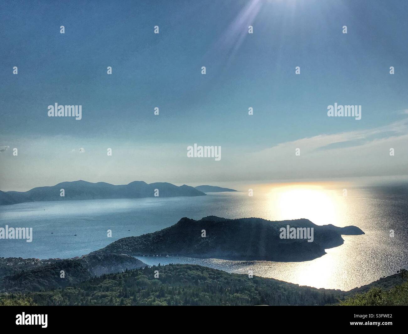 Peninsula of greece hi-res stock photography and images - Alamy