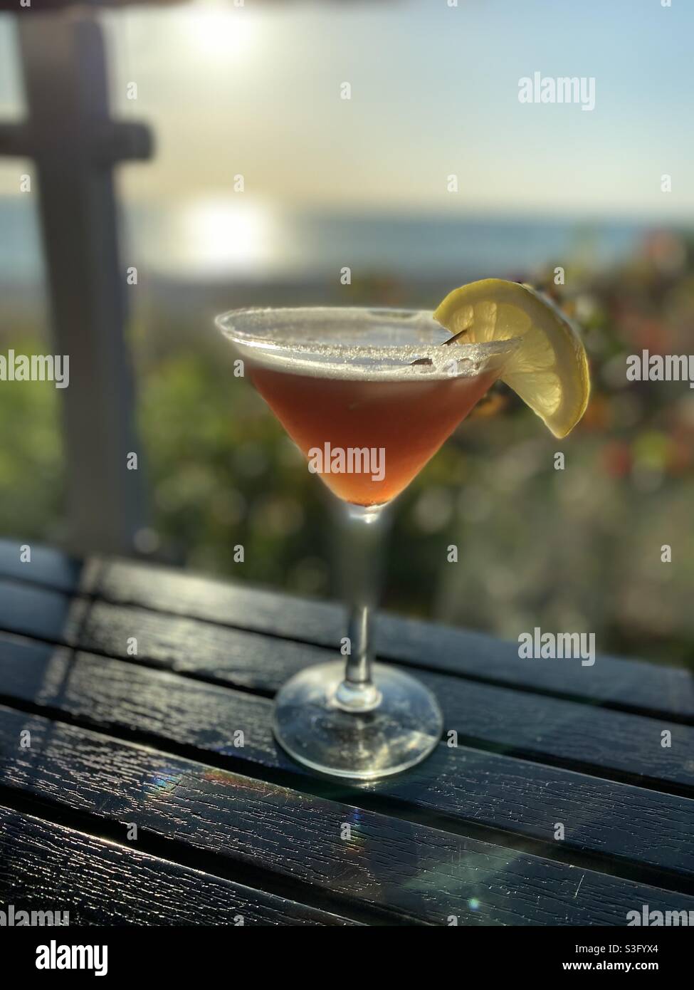 Cocktail sunset hi-res stock photography and images - Alamy