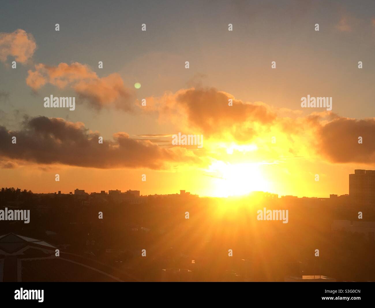 Miami sunset hi-res stock photography and images - Alamy