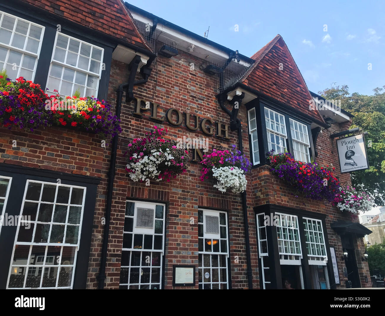 The plough inn hi-res stock photography and images - Alamy