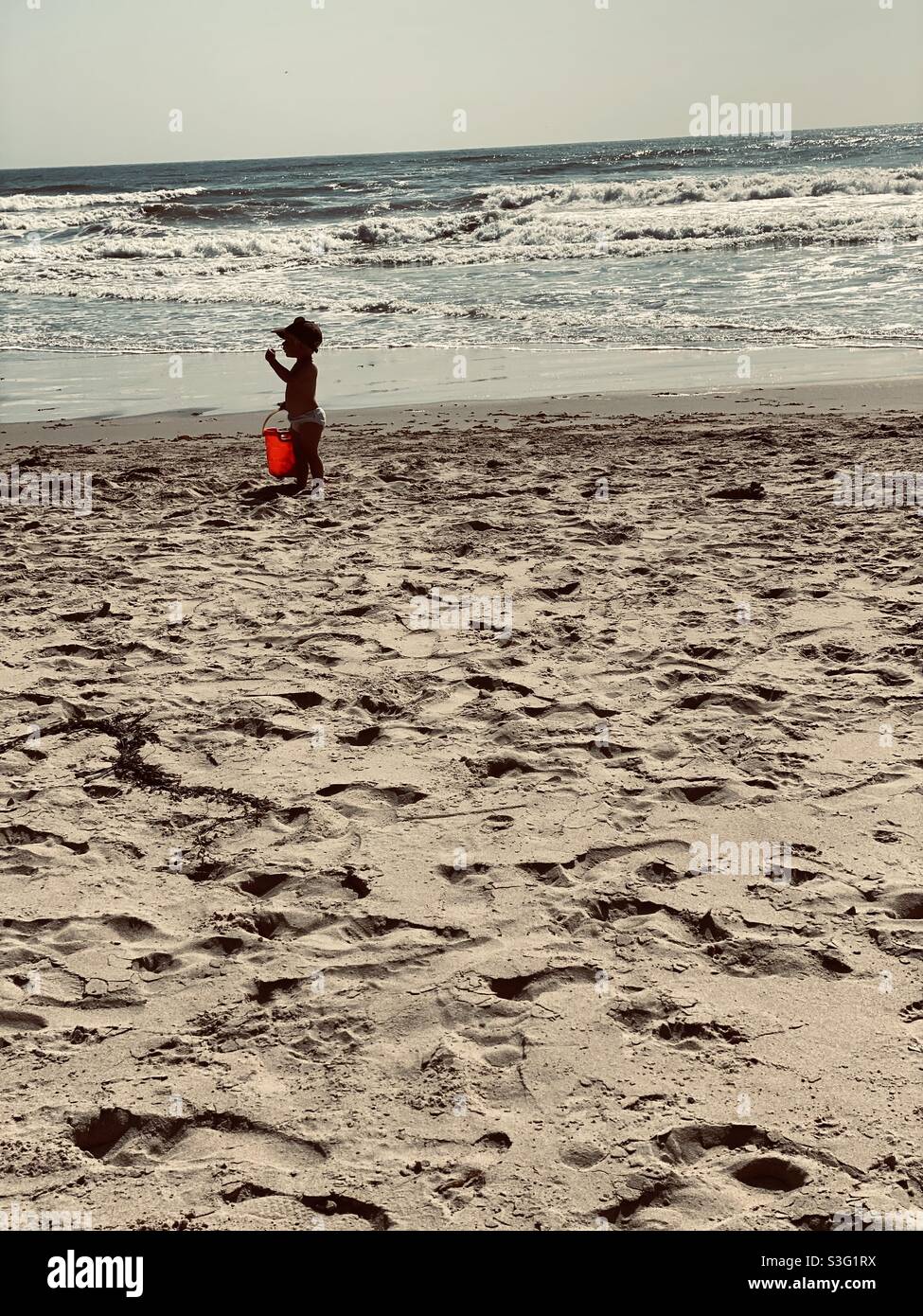 Baby beach hi-res stock photography and images - Alamy