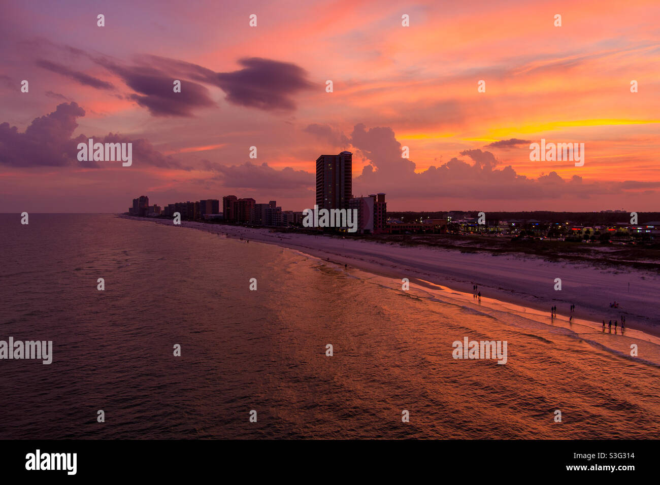 Ocean beach sunset aerial hi-res stock photography and images - Alamy