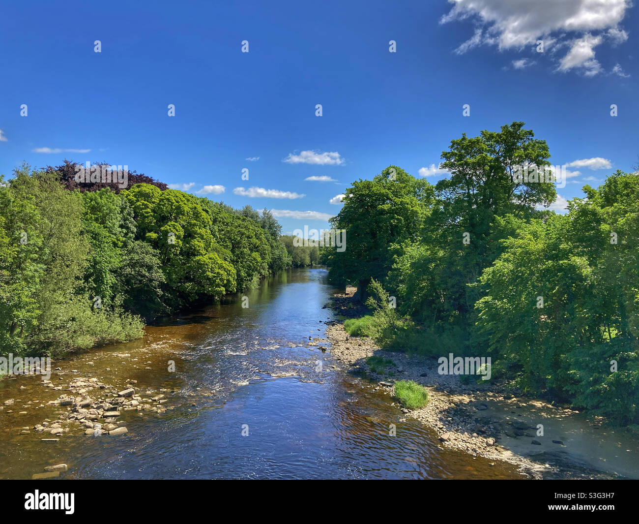River Wharfe Ilkley West Yorkshire Stock Photo - Alamy