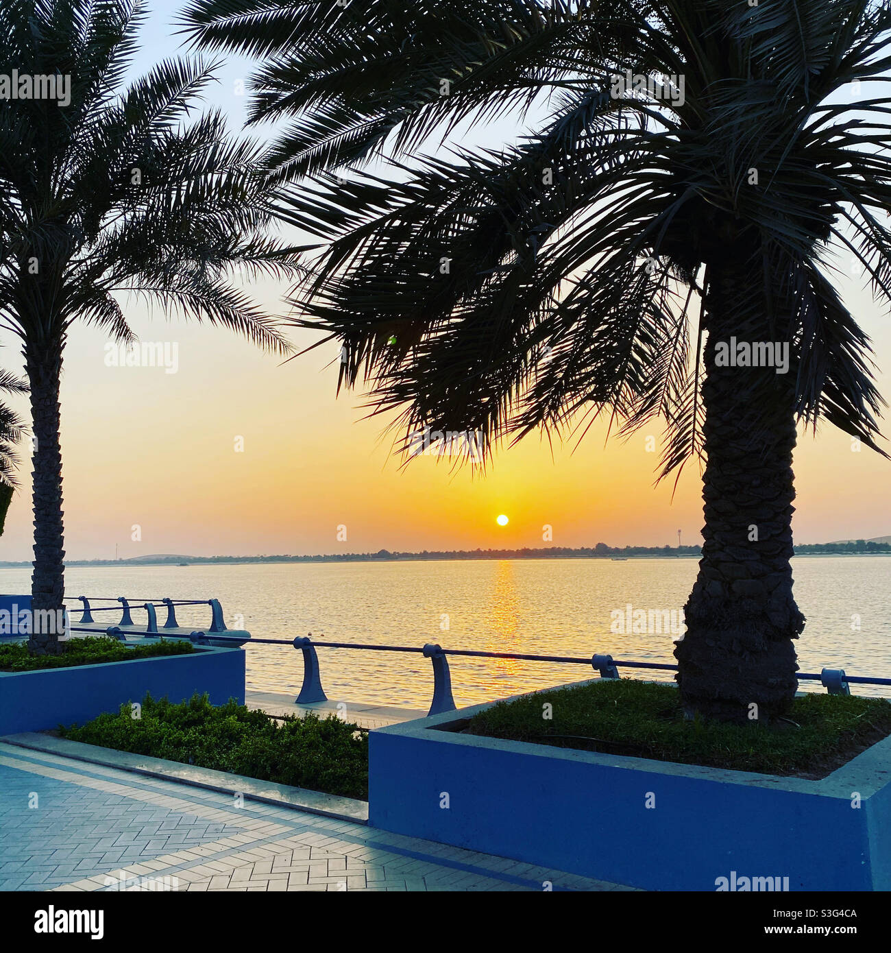 Corniche abu dhabi hi-res stock photography and images - Alamy