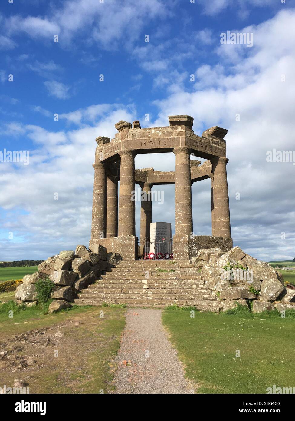 Octagonal design hi-res stock photography and images - Alamy