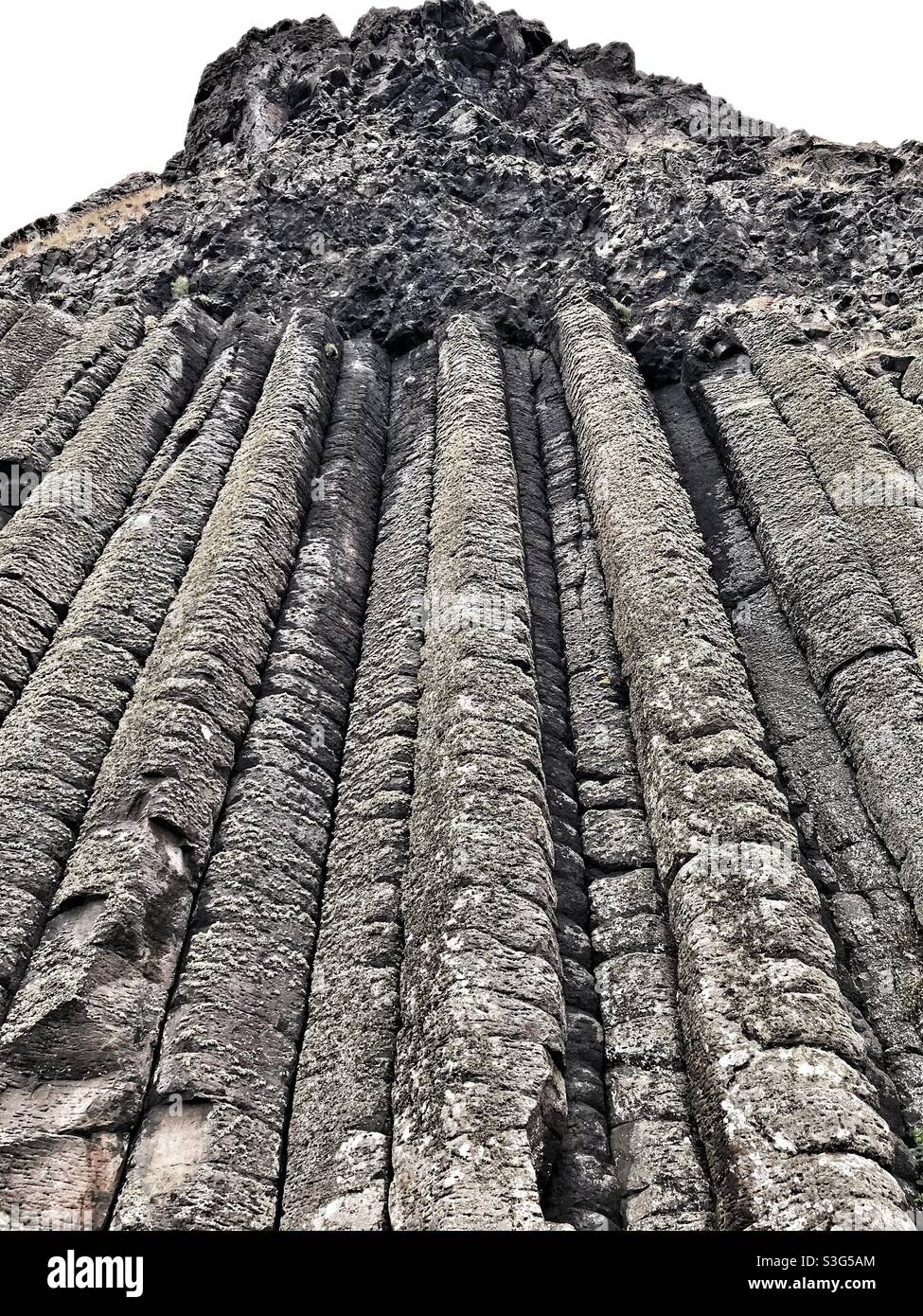 Rock Formation At Giants Causeway in Northern Ireland a UNESCO world ...
